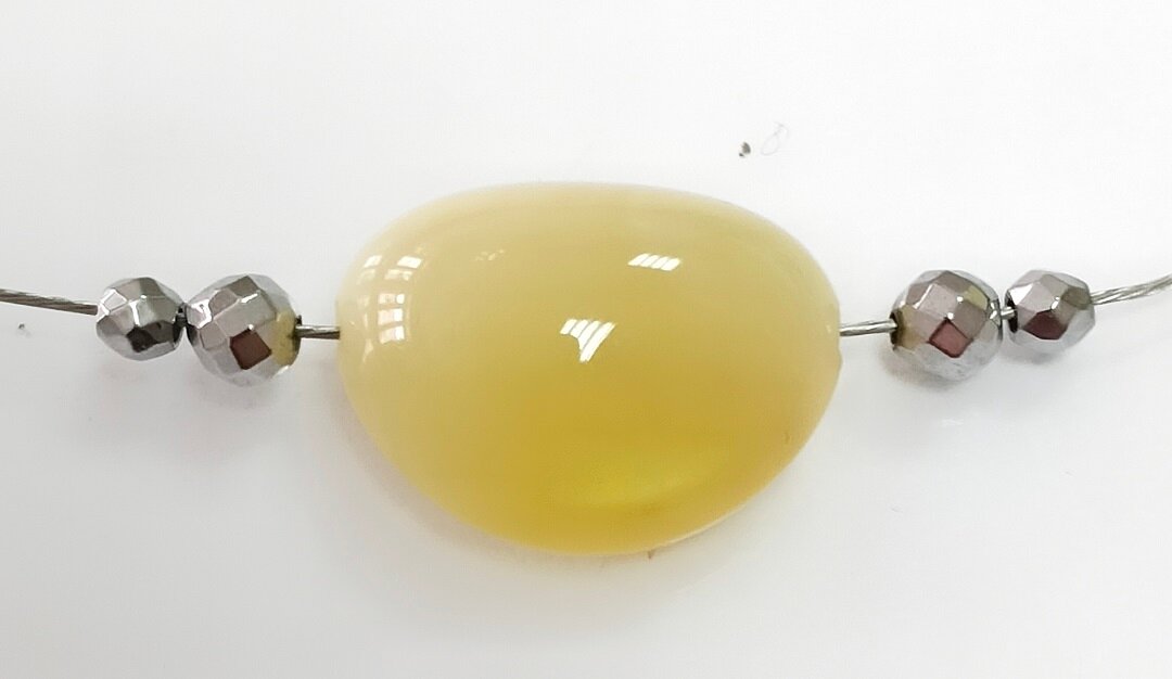 Чокер, янтарь