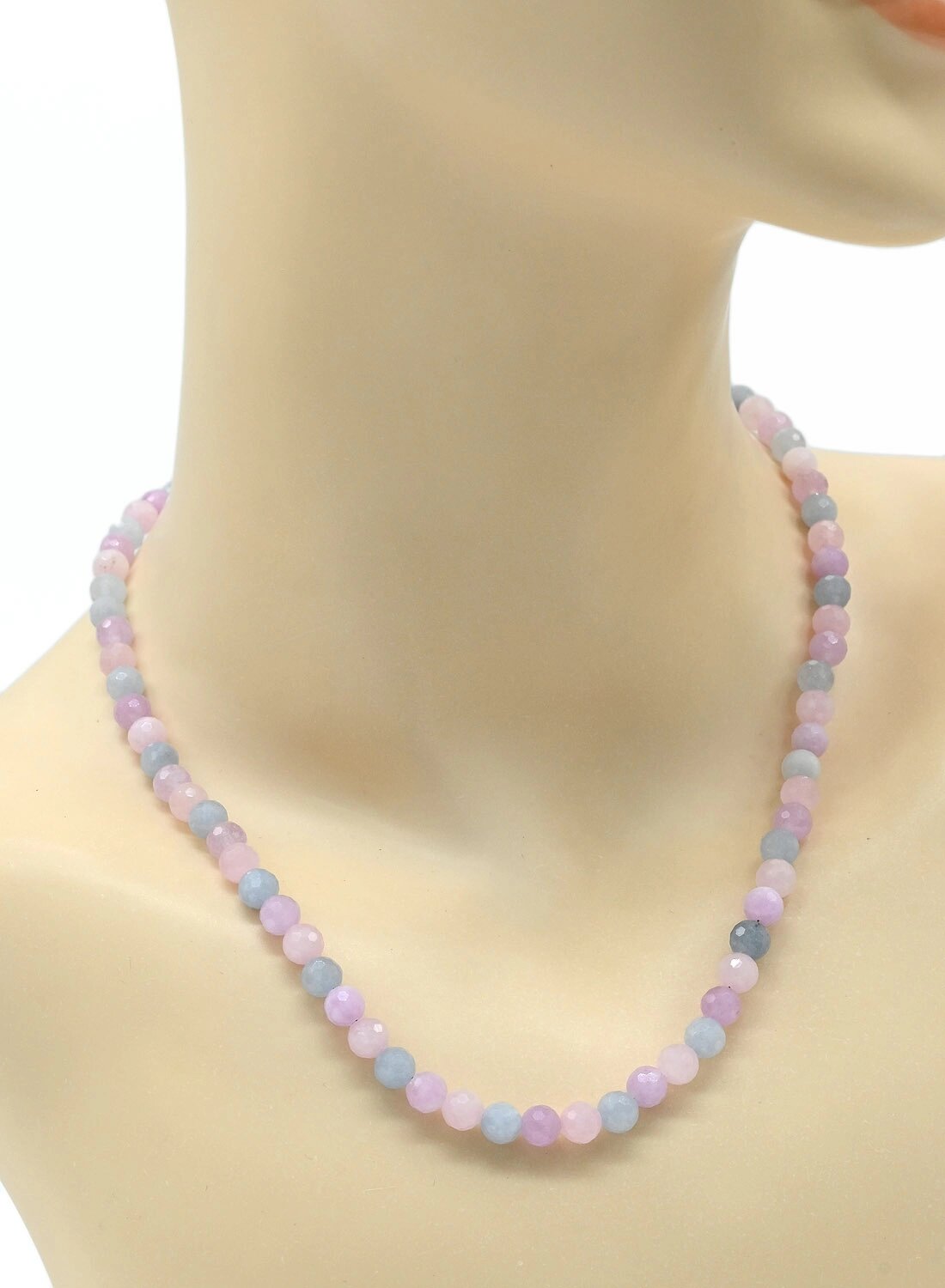 Бусы, кальцит