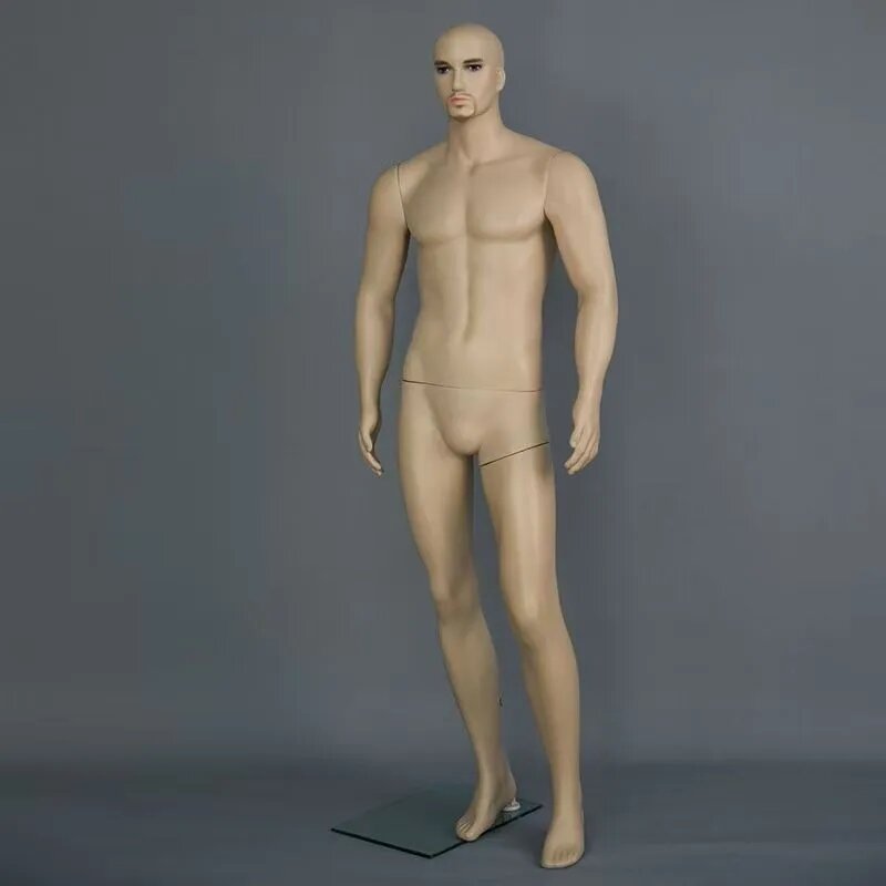 Манекен мужской в полный рост, натуралистичный