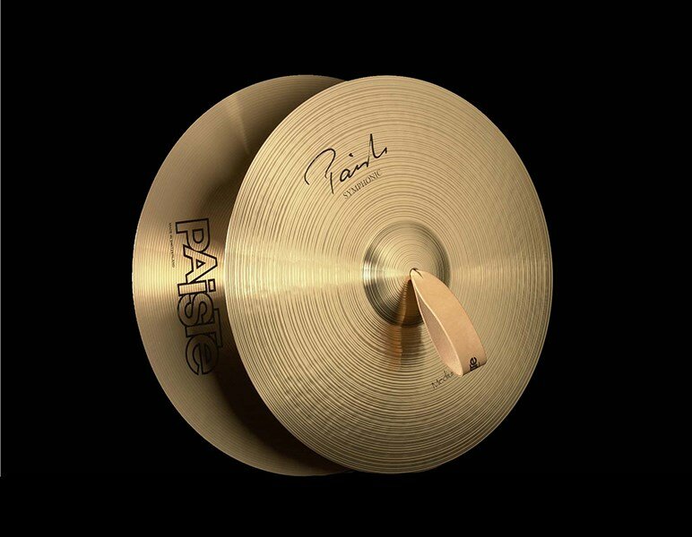 Paiste 0004501618 Signature Symphonic Medium Тарелки оркестровые 18', пара