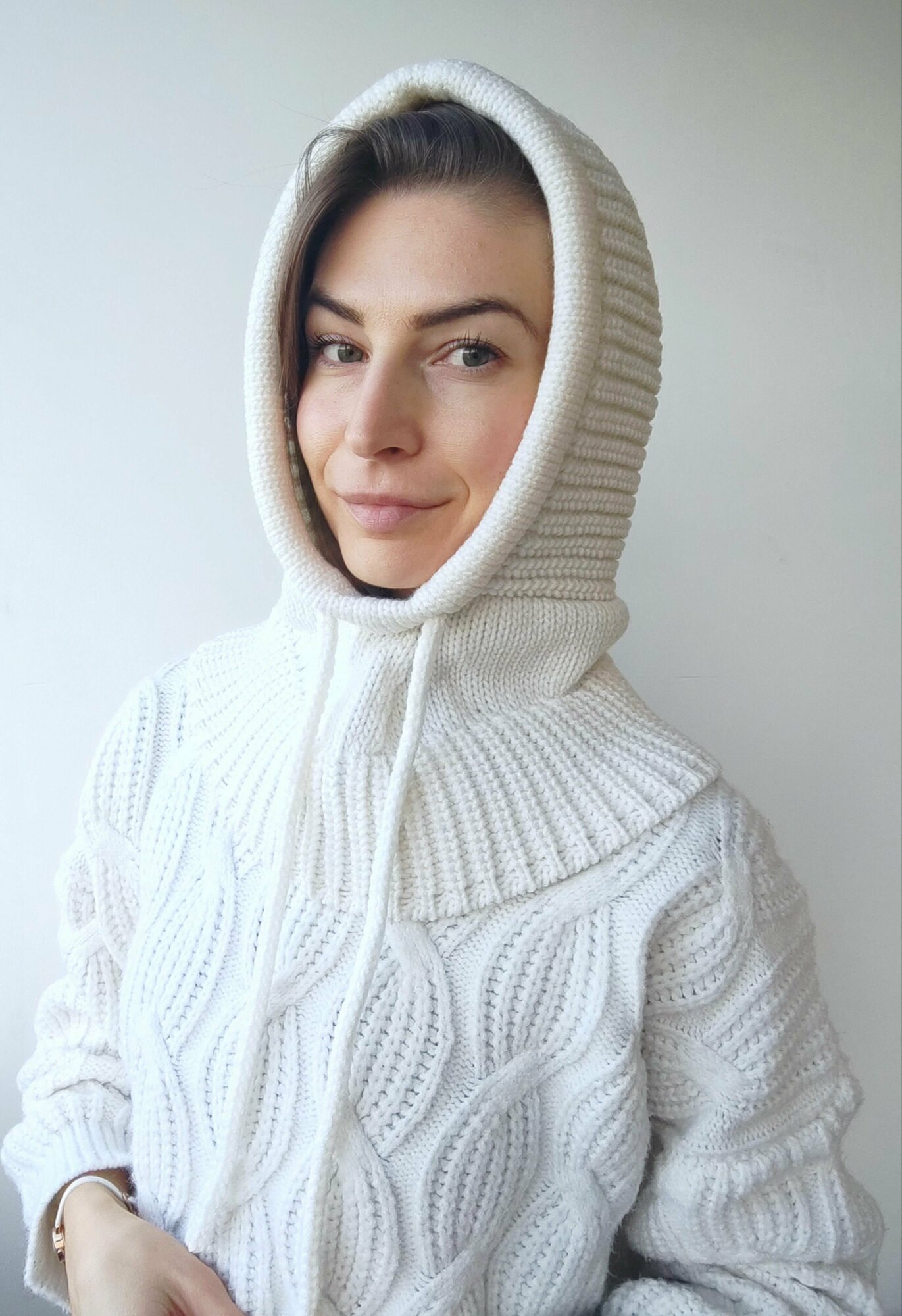 Капюшон Осень-зима 2025 для женщин