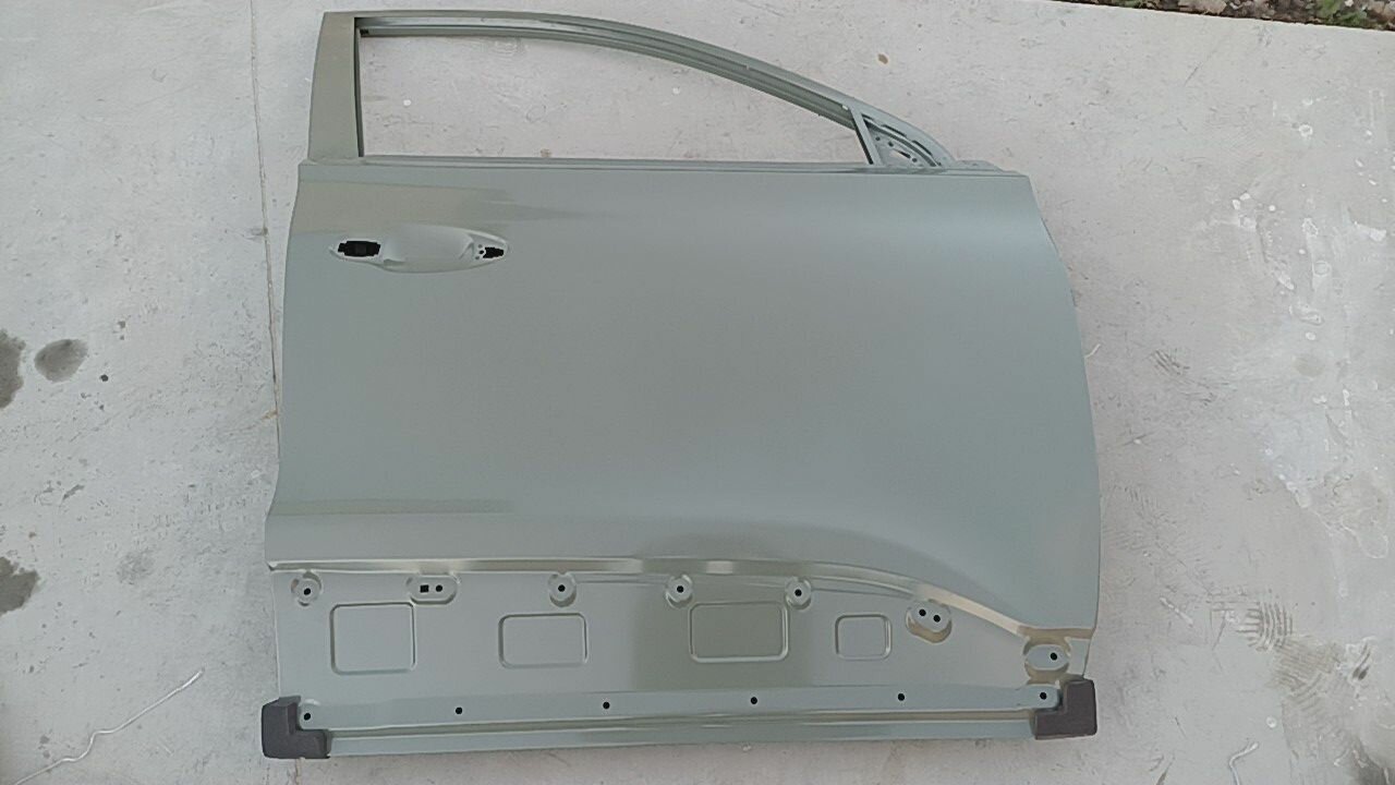 Дверь передняя правая Chery Tiggo 4 (2017-2019) [1.5 16V 6AMT внедорожник Turbo] J686101020DY