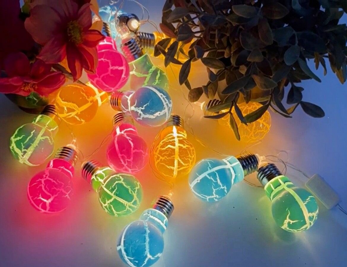 Светодиодная гирлянда цветные чудеса (лампочки-шарики), тёплые белые LED-огни, 16 разноцветных ламп, 2.2+1.5 м.