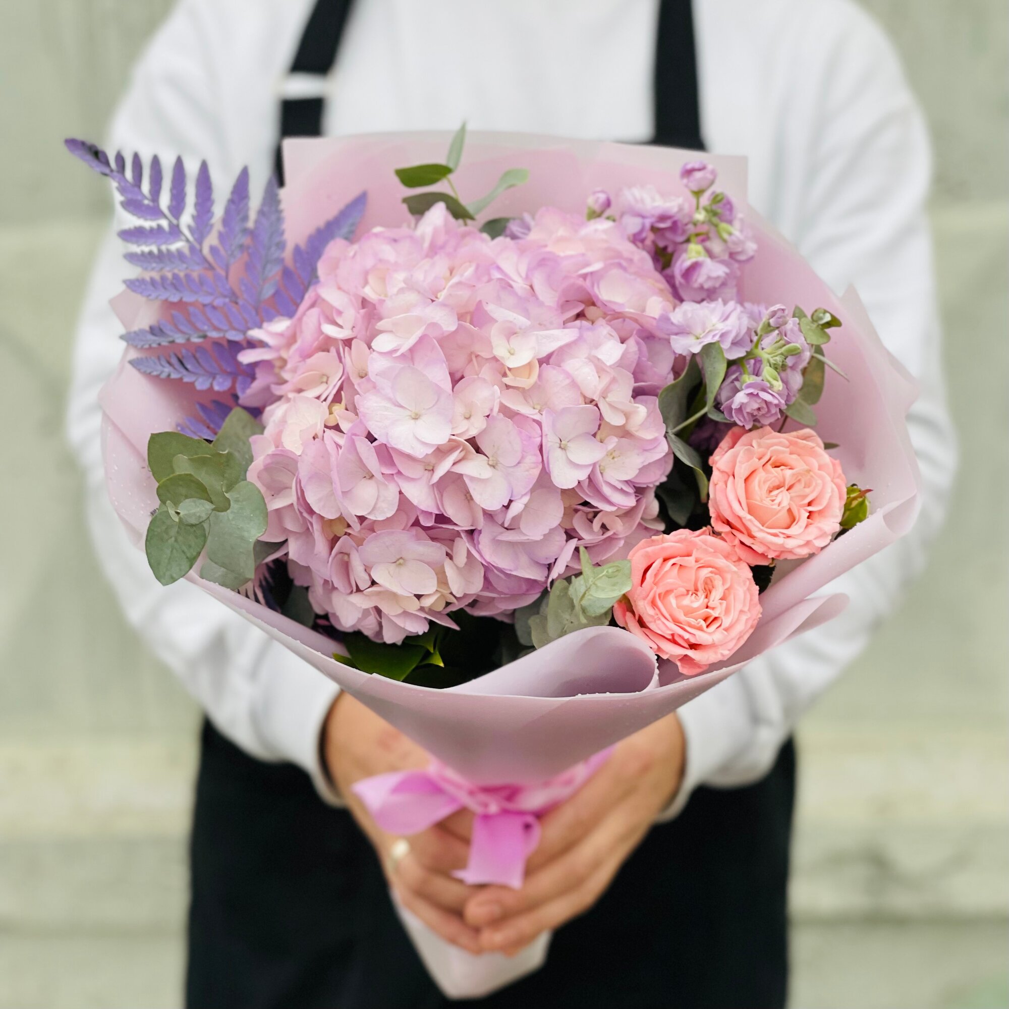 Букет живых цветов. Гортензия. Пионовидные розы. Маттиола. Ryne-flowers.