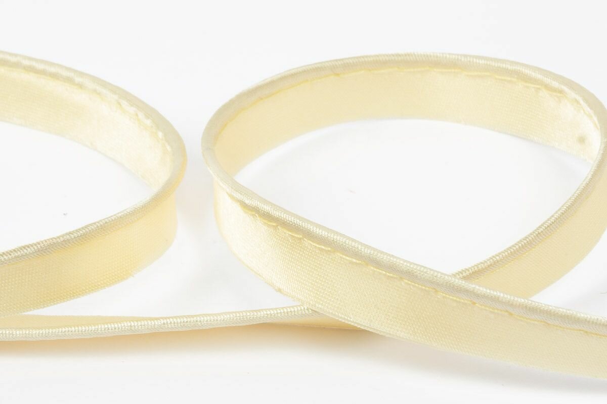 Кант атласный "Gamma" GA-10P 10 мм 65 м 2.5 м №006 кремовый