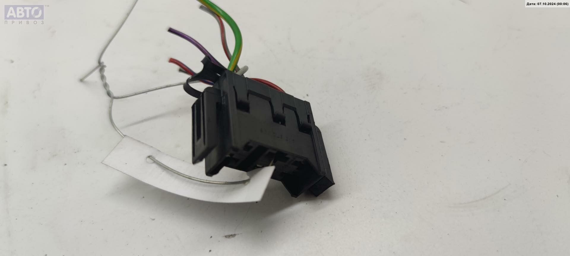 Разъем (фишка) проводки Audi 80 B4 (1991-1996)