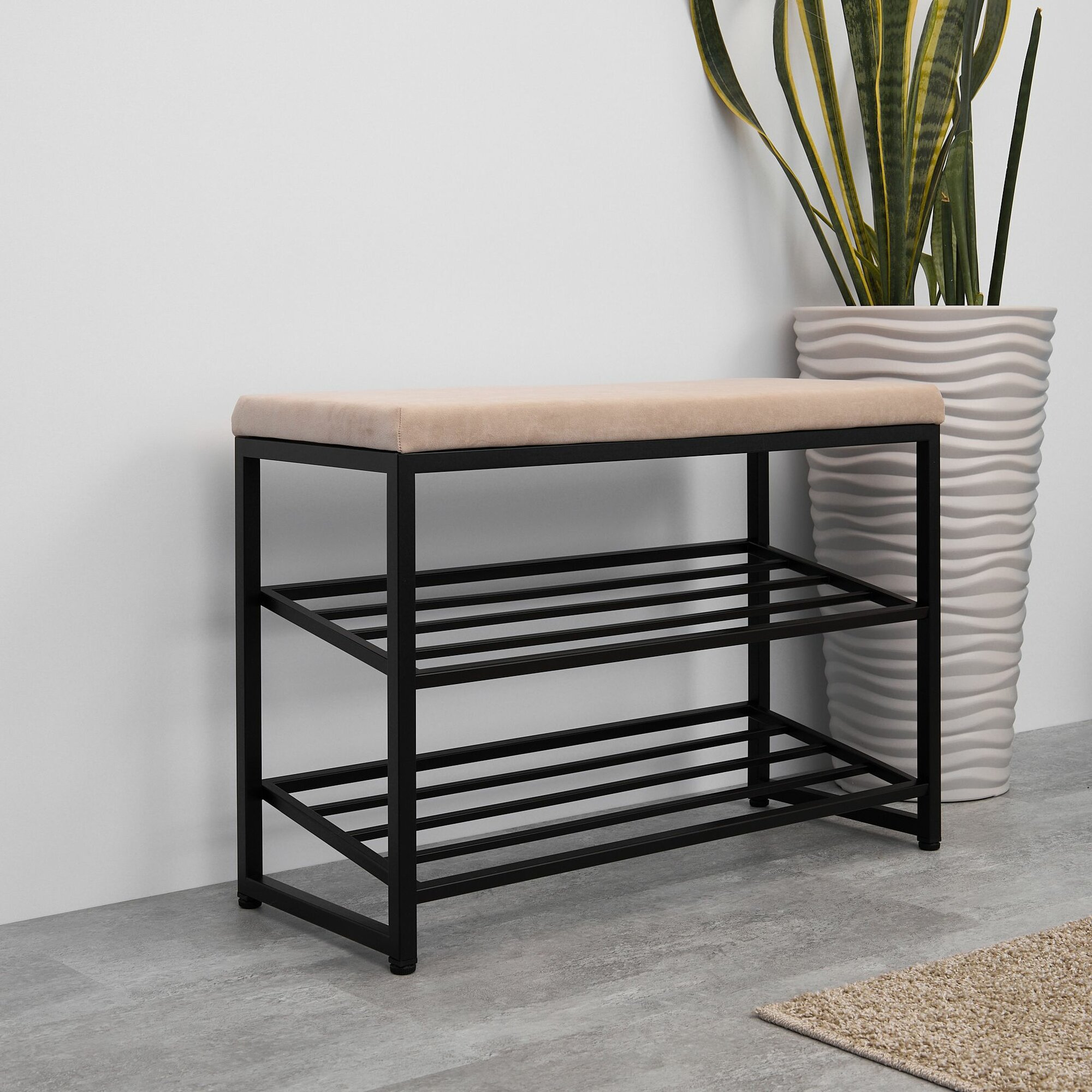 Обувница с мягким сиденьем "Эмили" / 75х30х52см / черный каркас - светло-бежевый велюр