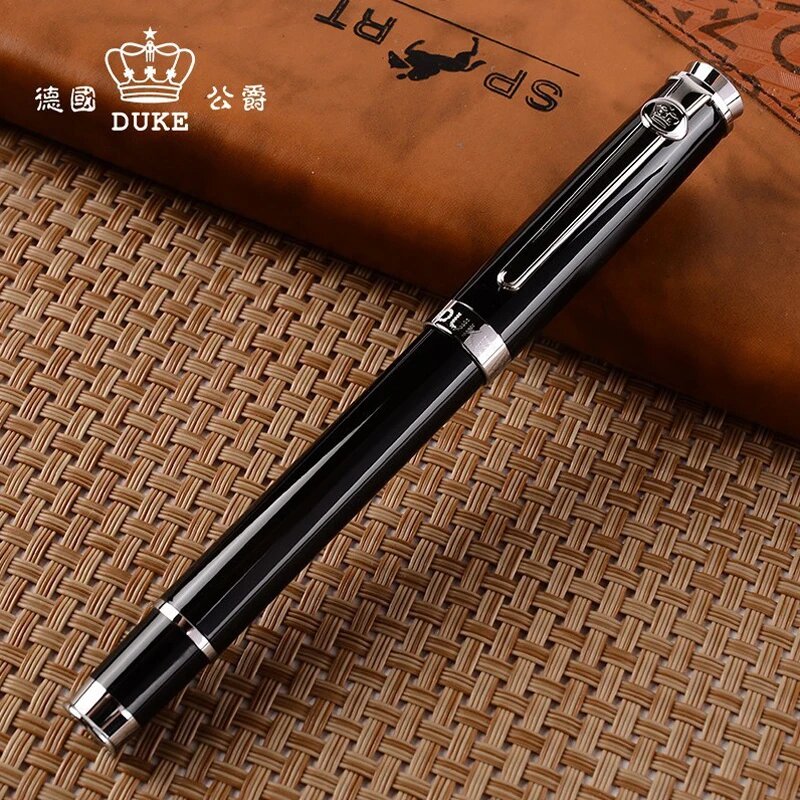 Перьевая ручка Duke Черная и Серебристая из углеродного волокна Only One Pen