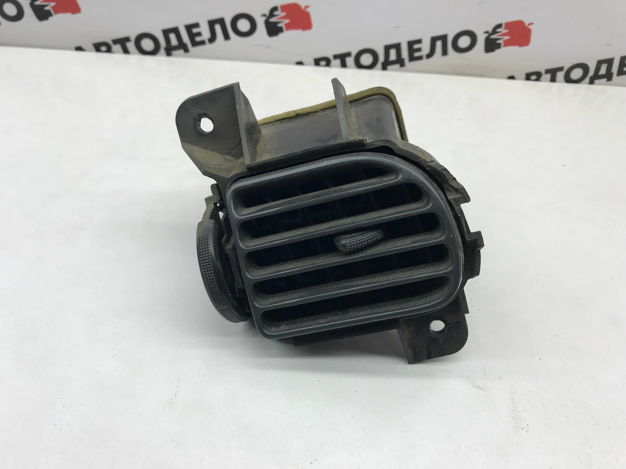 Воздуховод правый Mazda Familia BJ5W 2001 г.в