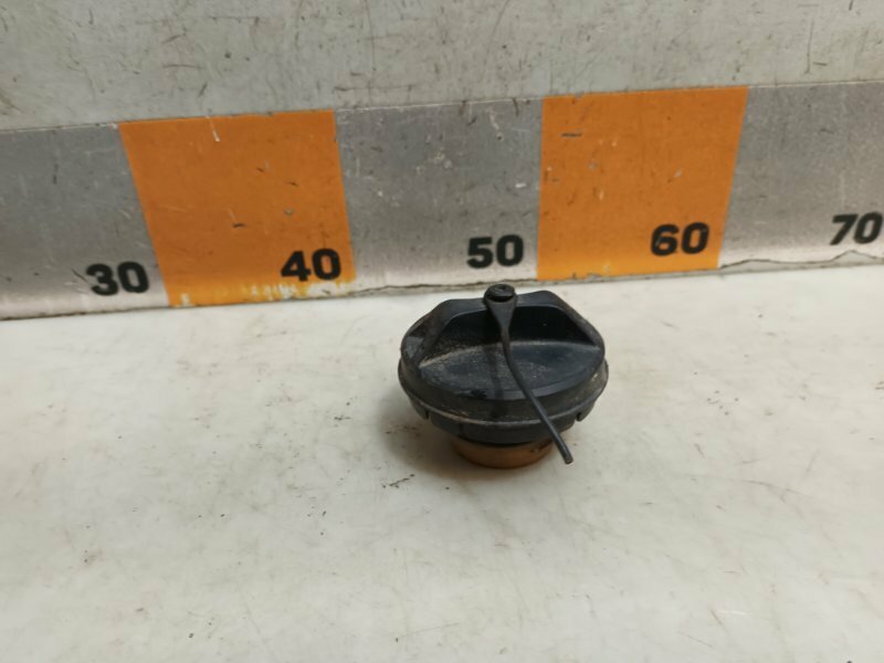 Б/У Пробка бензобака Крышка бензобака Mitsubishi Pajero, Montero 2000 3, V75W, V78W 445747 MITSUBISHI арт. MR487032