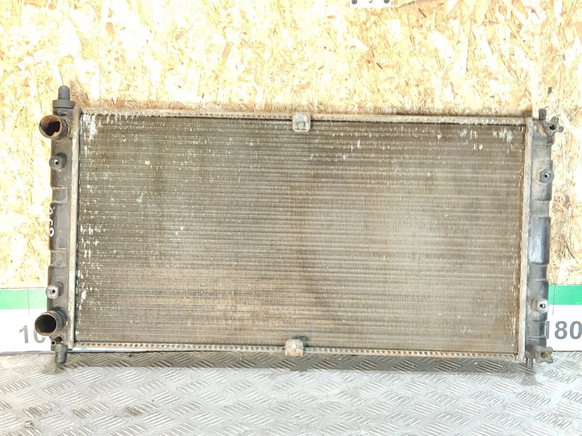 Радиатор основной VAZ NIVA 21230130101288