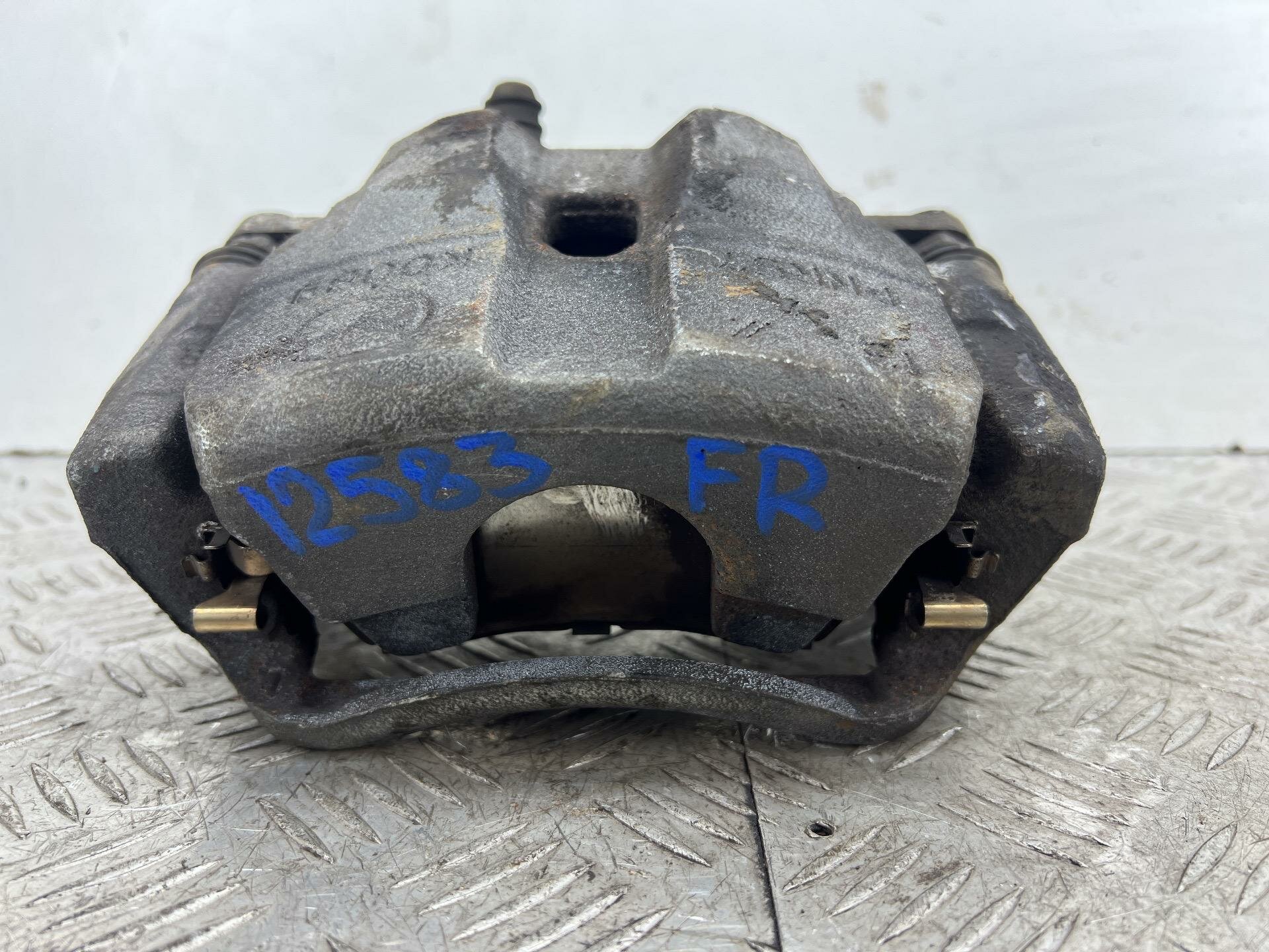 Суппорт тормозной передний правый Mazda 6 3 2-й рест. 2020