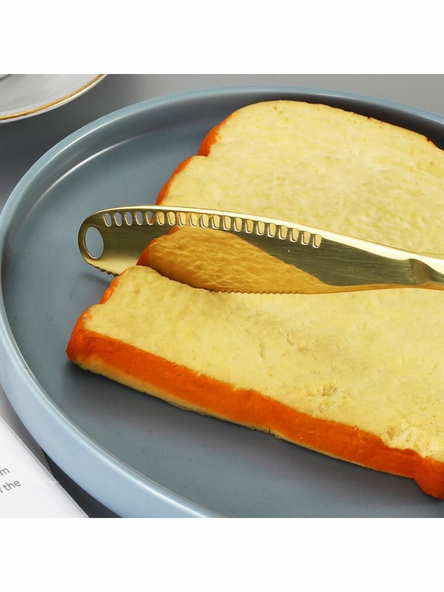 Кухонный нож для масла