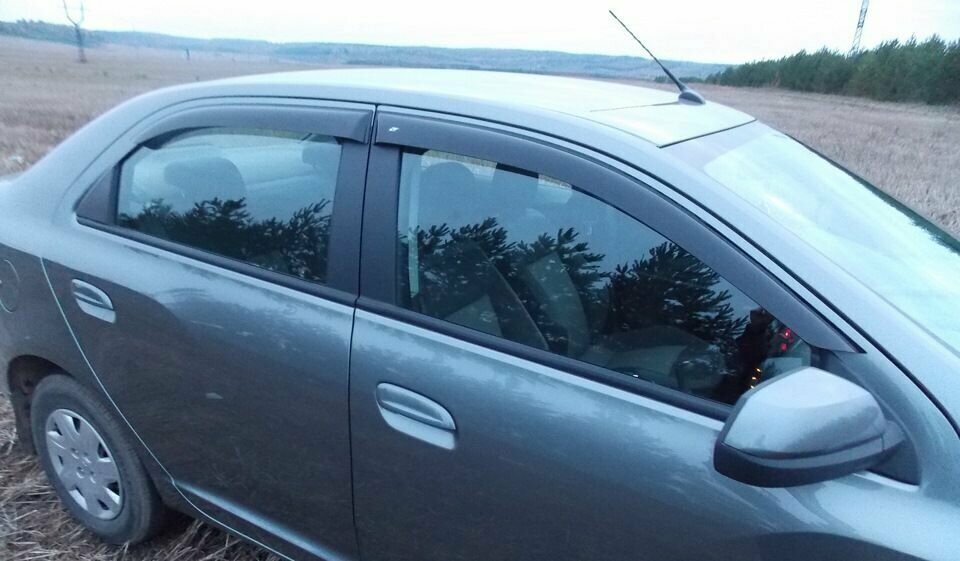 Дефлекторы окон Chevrolet Cobalt с 2013 г. / Ravon R4 2015 г.