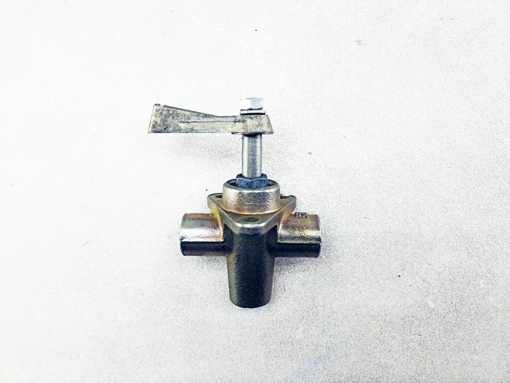 Краник топливный в сборе (бензобака) для а/м УАЗ (ПП6-2)