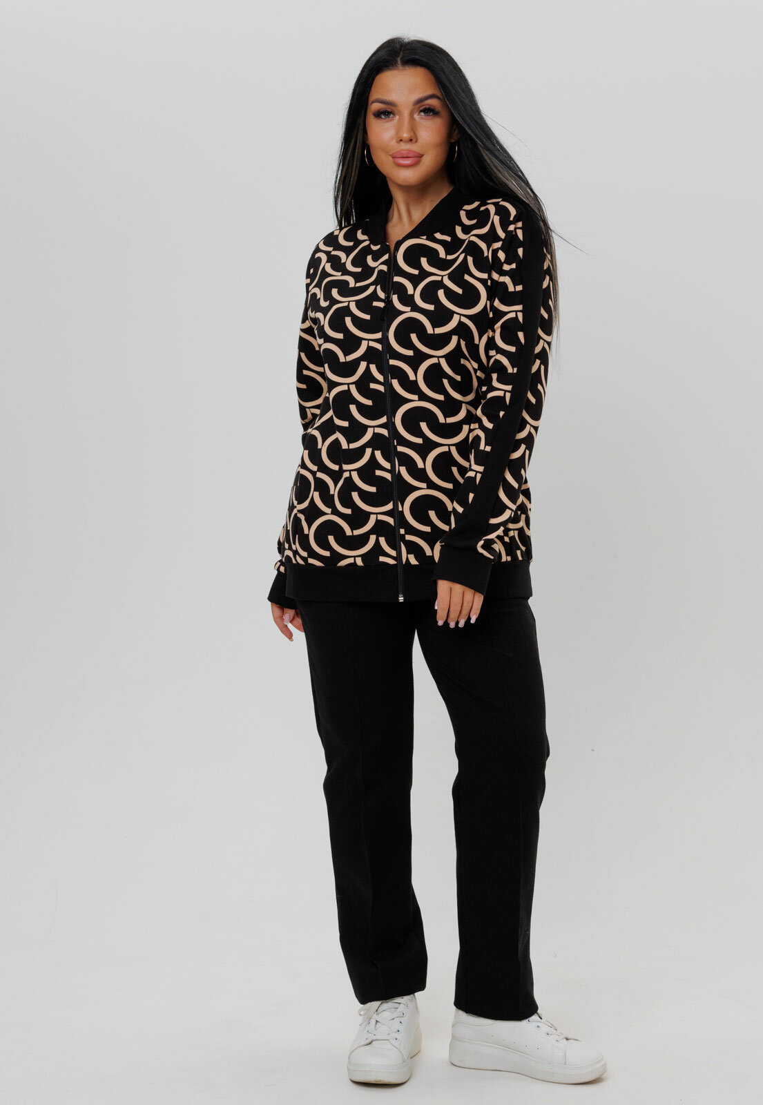 Костюм спортивный