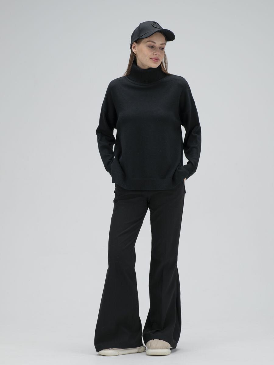 Свитер Осень-Зима 2023