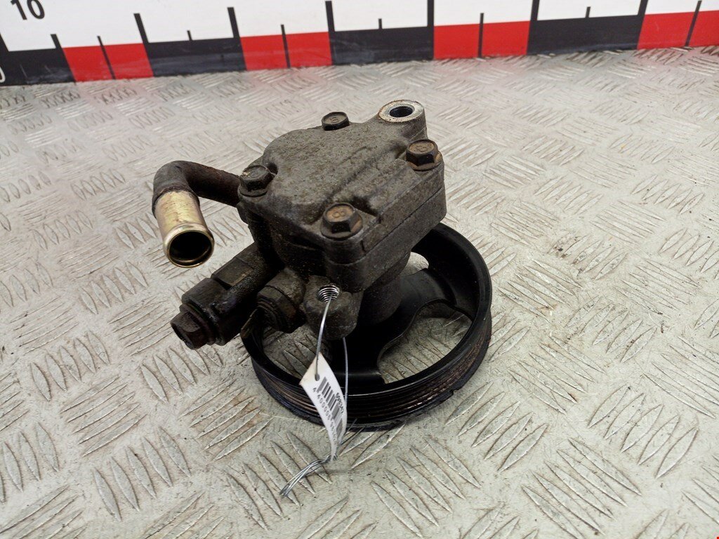 Насос гидроусилителя руля (ГУР) Mazda 2 DE BN9R32600D арт. 698342