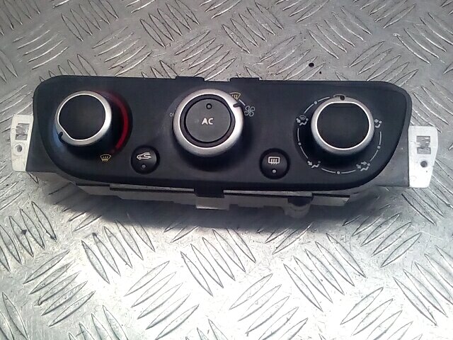 Блок управления печки (климат-контроля) Renault Scenic 3 275108030R арт. 417853