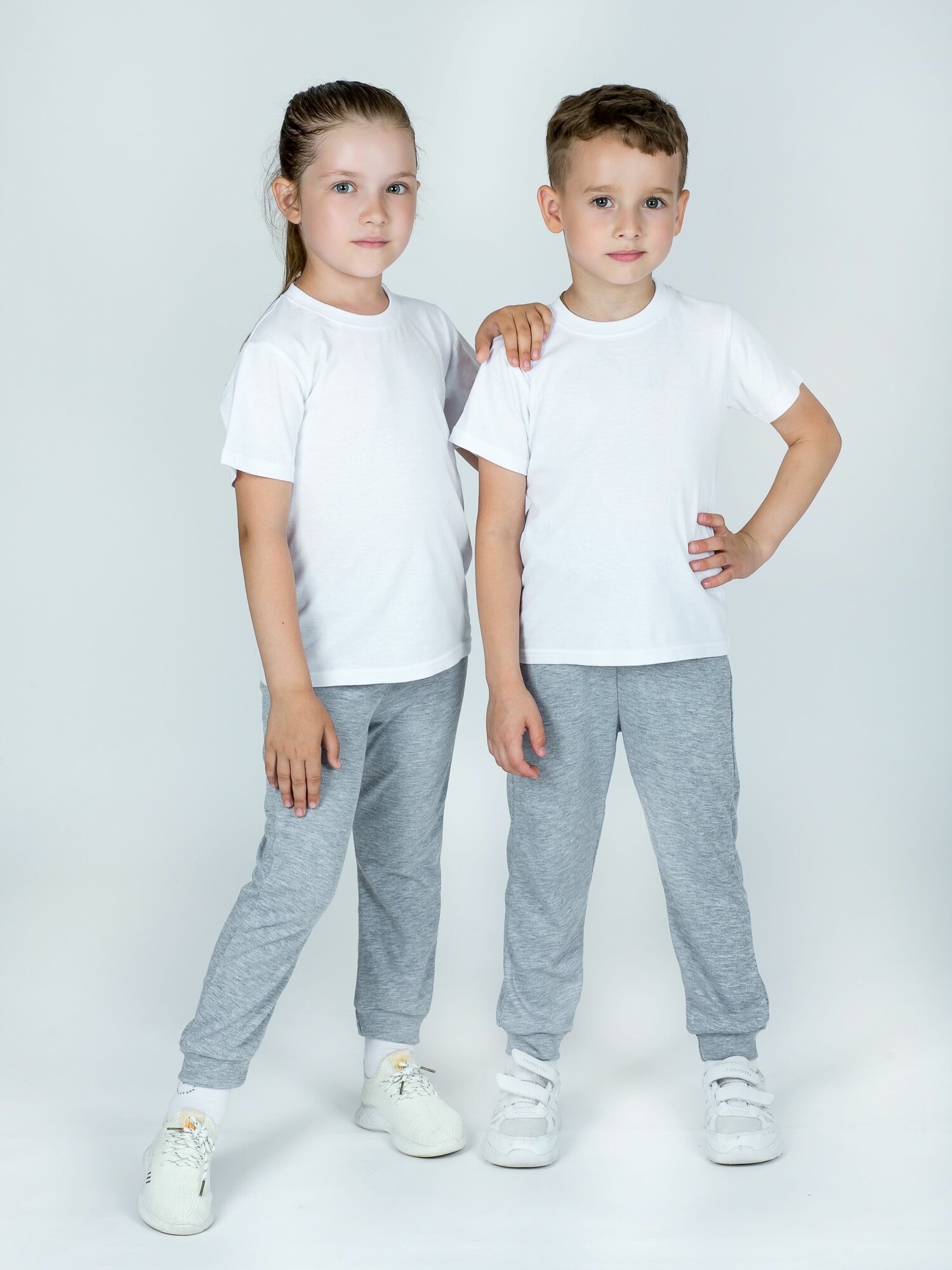 Брюки спортивные