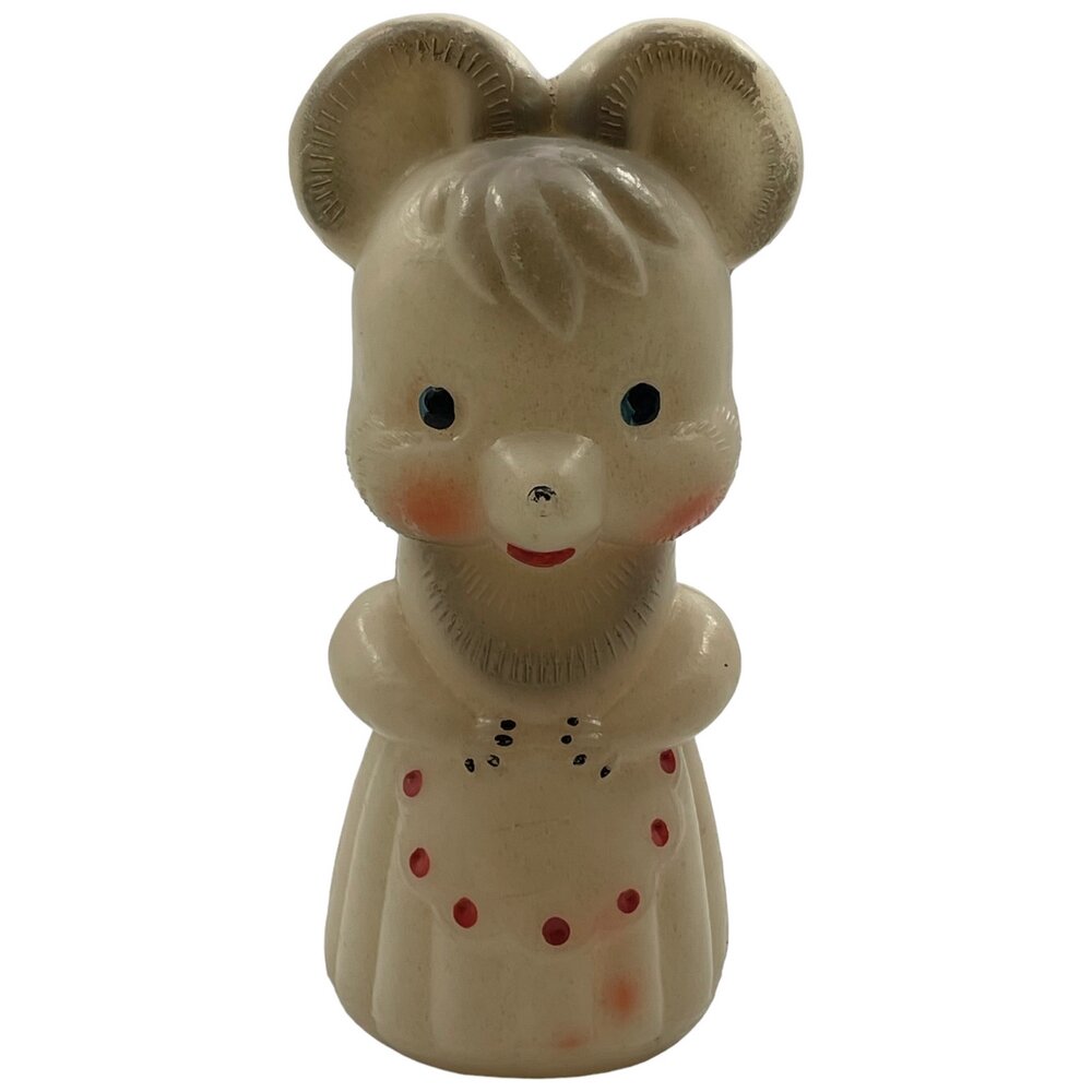 Пластиковая игрушка "Мышка в фартуке" 1970-1980 гг. СССР
