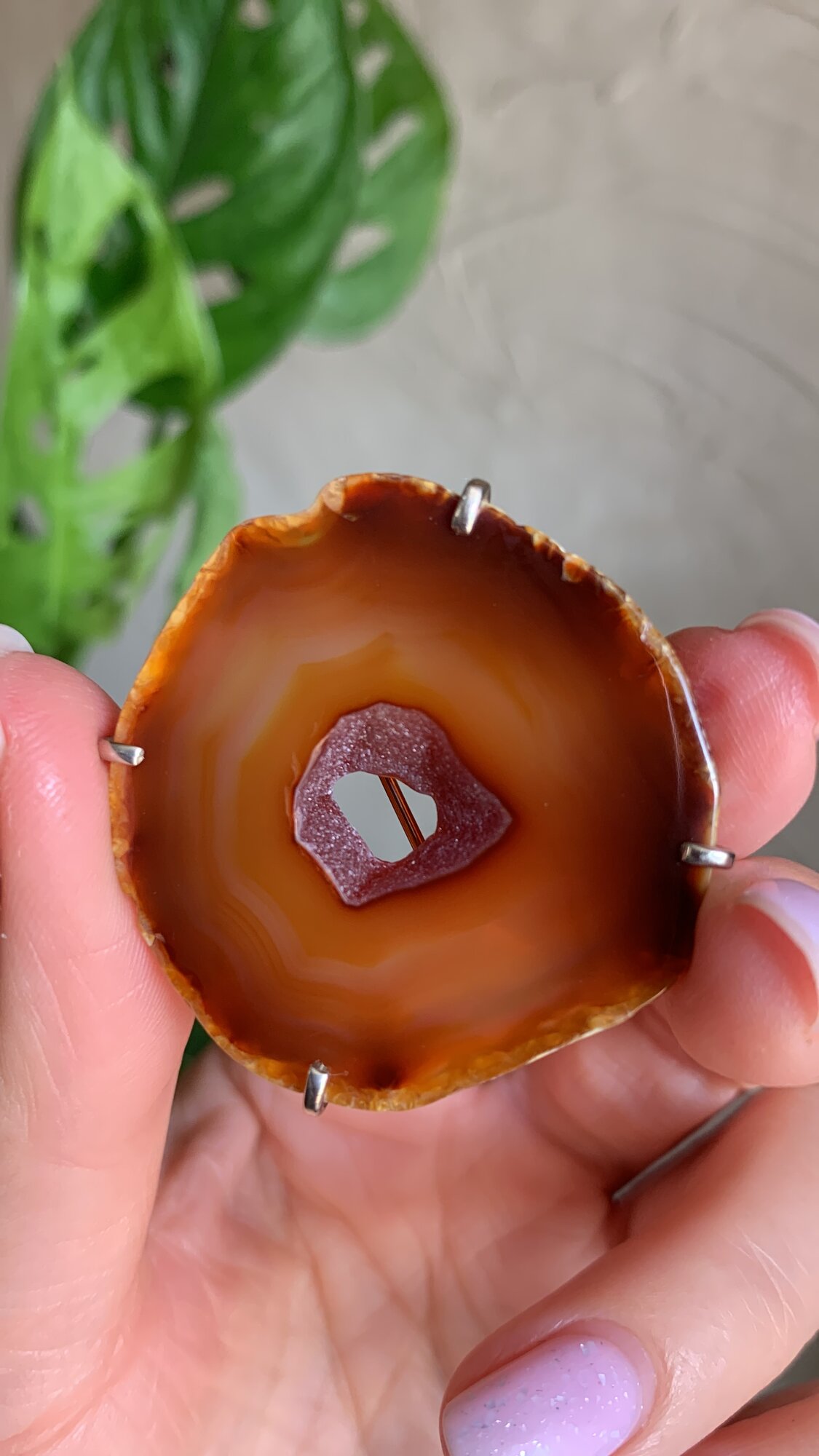 Брошь, агат