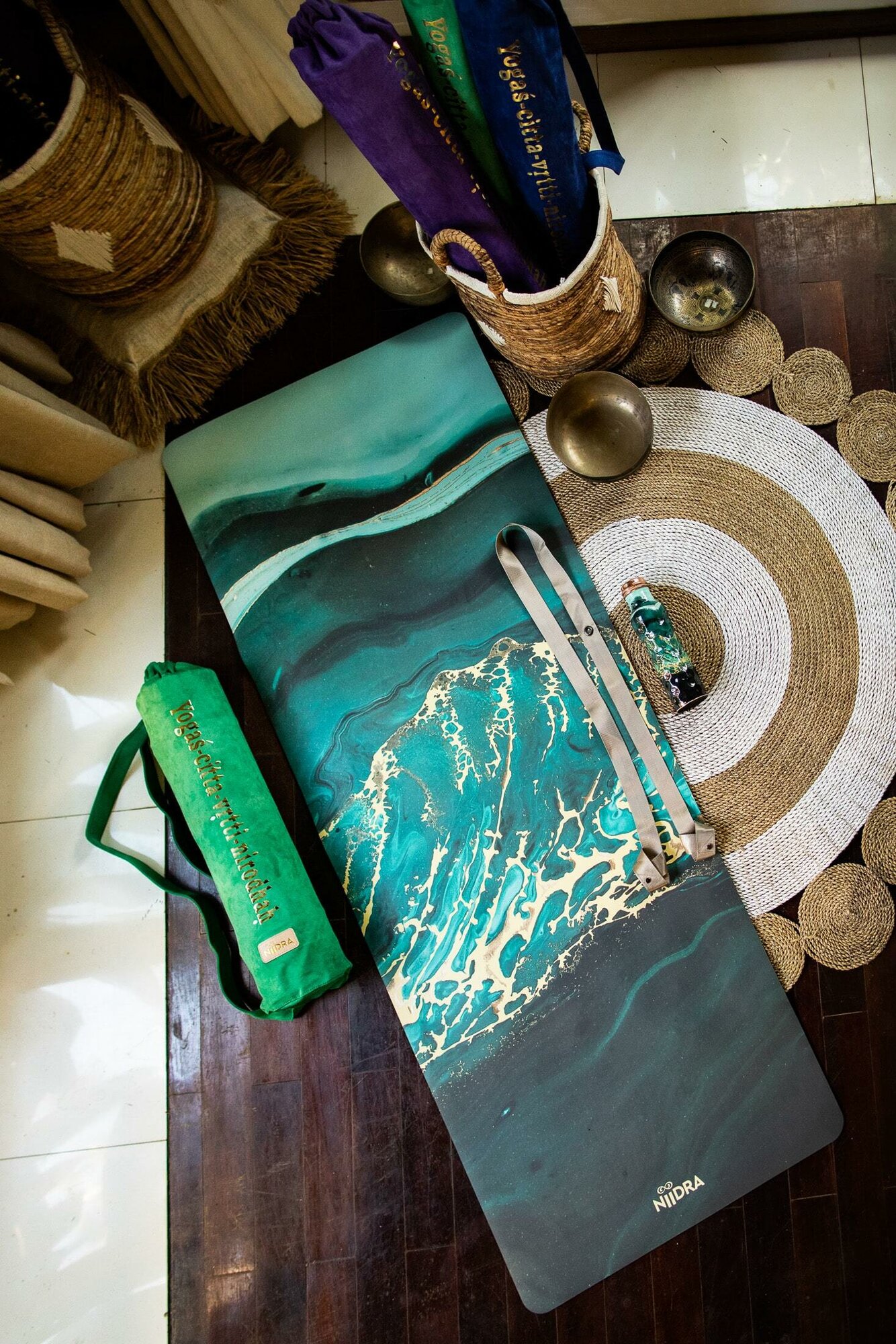 Коврик для йоги и фитнеса NiiDRA, дизайн - Спокойствие, размер 68*183, толщина 4 мм, прорезиненное не скользящее покрытие, подарок с каждым заказом