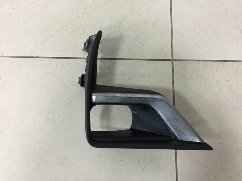 Рамка противотуманной фары левой Toyota Land Cruiser Prado J150 2009 кат.номер: 5204060110