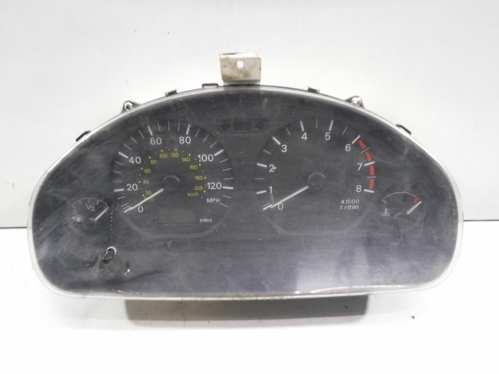 Панель приборов Mitsubishi Space Star MR489035