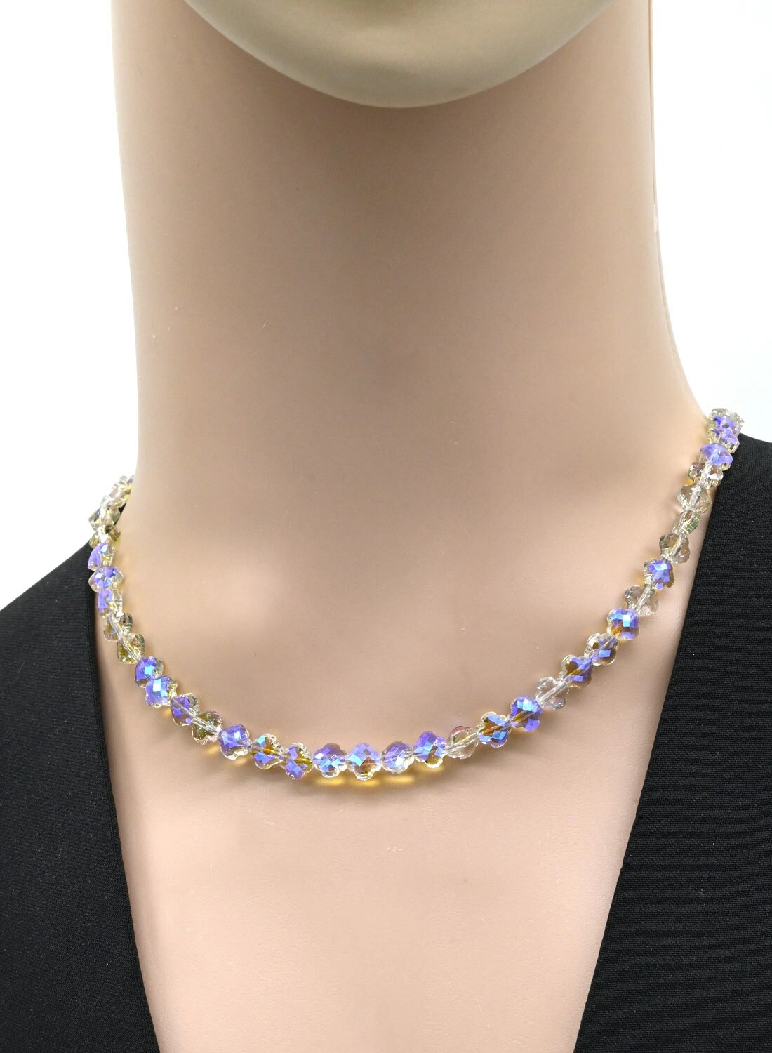 Бусы, циркон