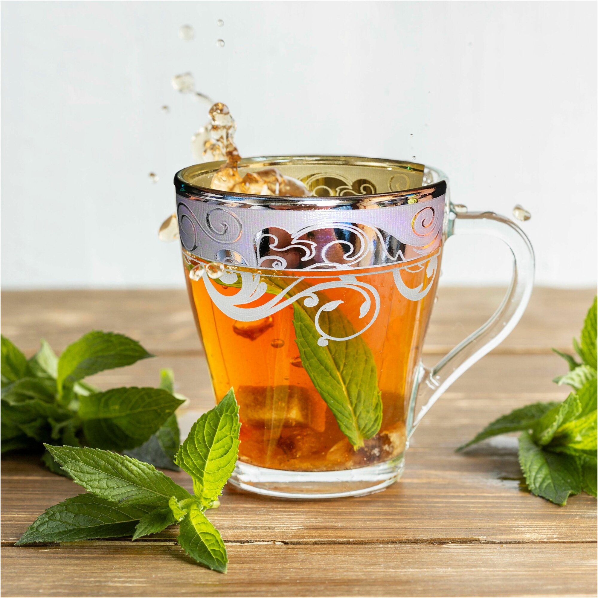 Подарочный набор кружек с алмазной гравировкой PROMSIZ весенний букет, 250 мл, 2 шт.