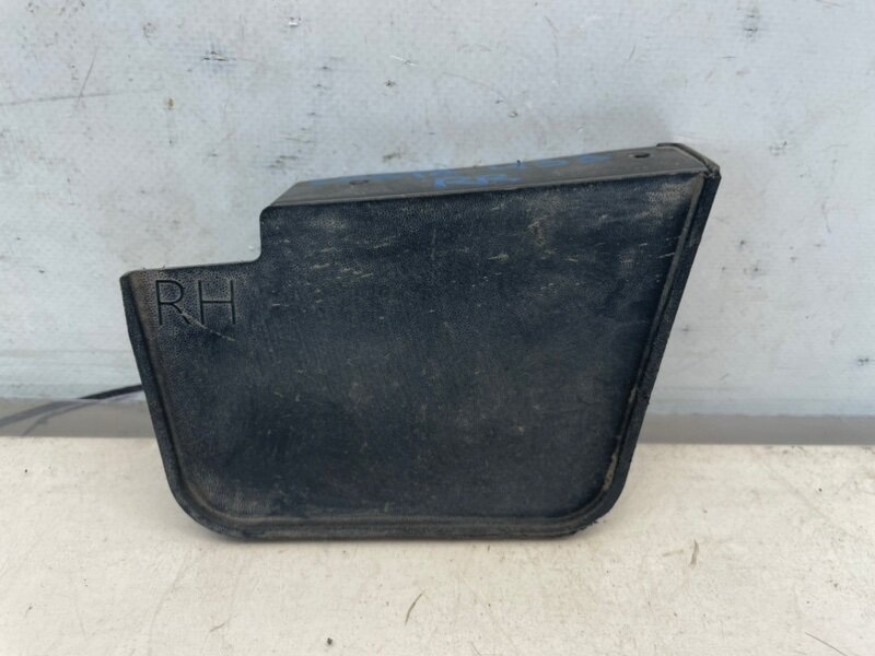 Б/У брызговик Hyundai Creta 2017 GS G4FG Задн. Прав. nНа порогnПрисутствуют незначительные царапинкиnВнешнее состояние на фот...