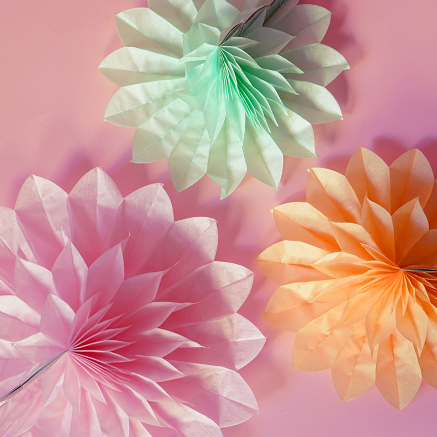 Бумажные фанты декоративные Riota Цветы, розовый/мятный/персиковый, 20/35 см, набор 3 шт