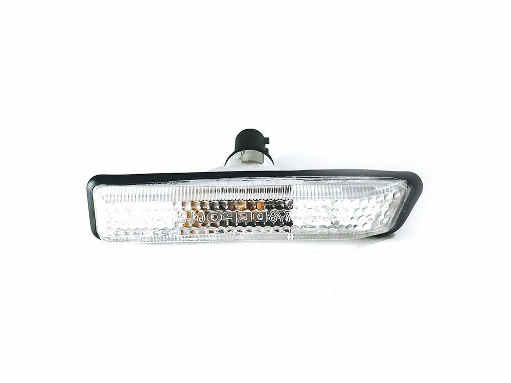 Повторитель поворота AKRADO, для BMW E53, передний, левый, прозрачный