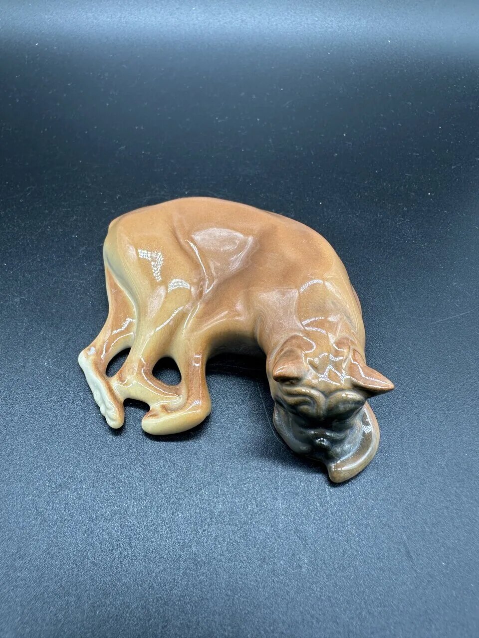 Статуэтка Спящая Собака фарфор Афз Россия шикарный