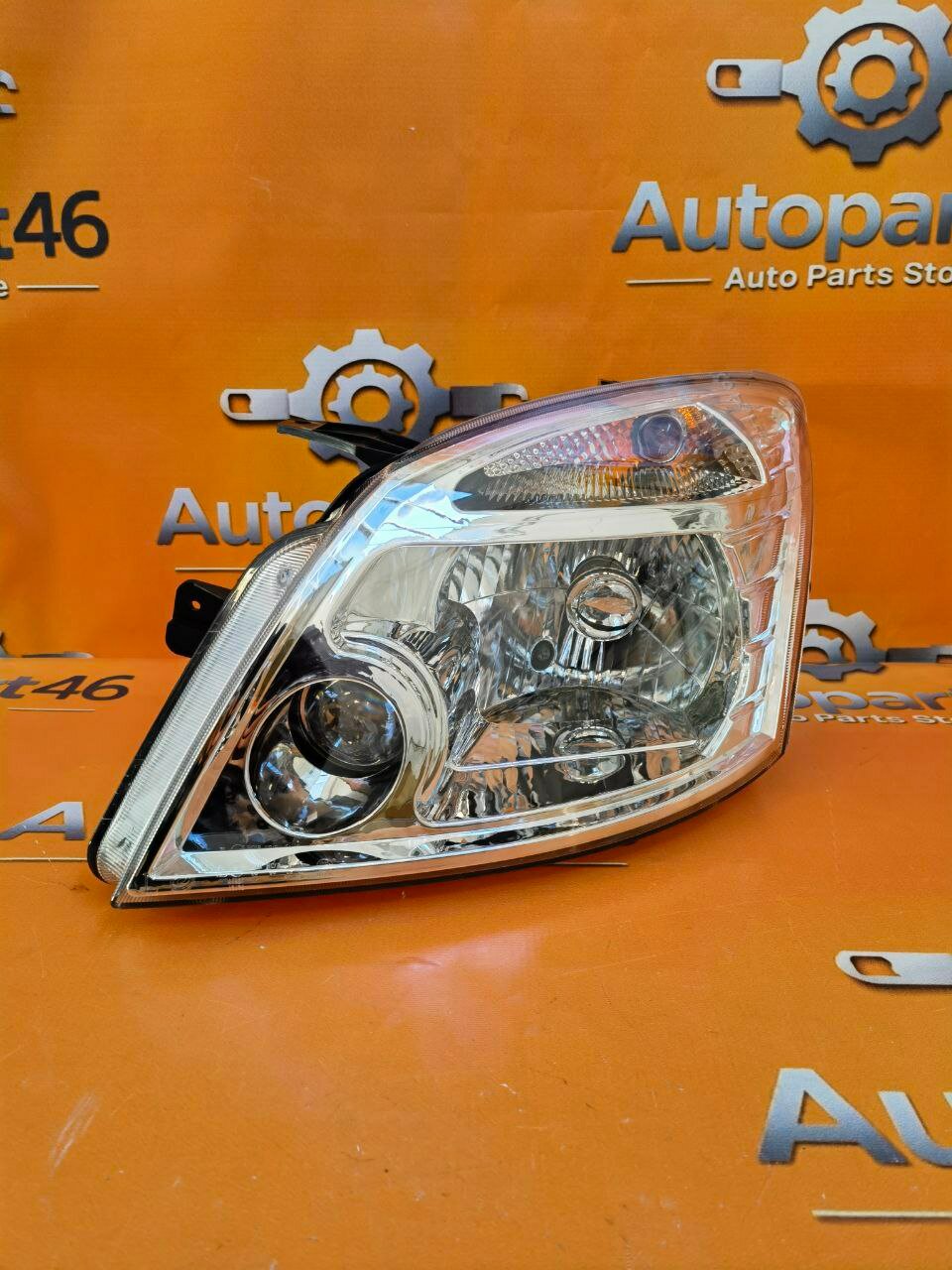 Фара передняя левая Ховер аш2 Great Wall Hover H2