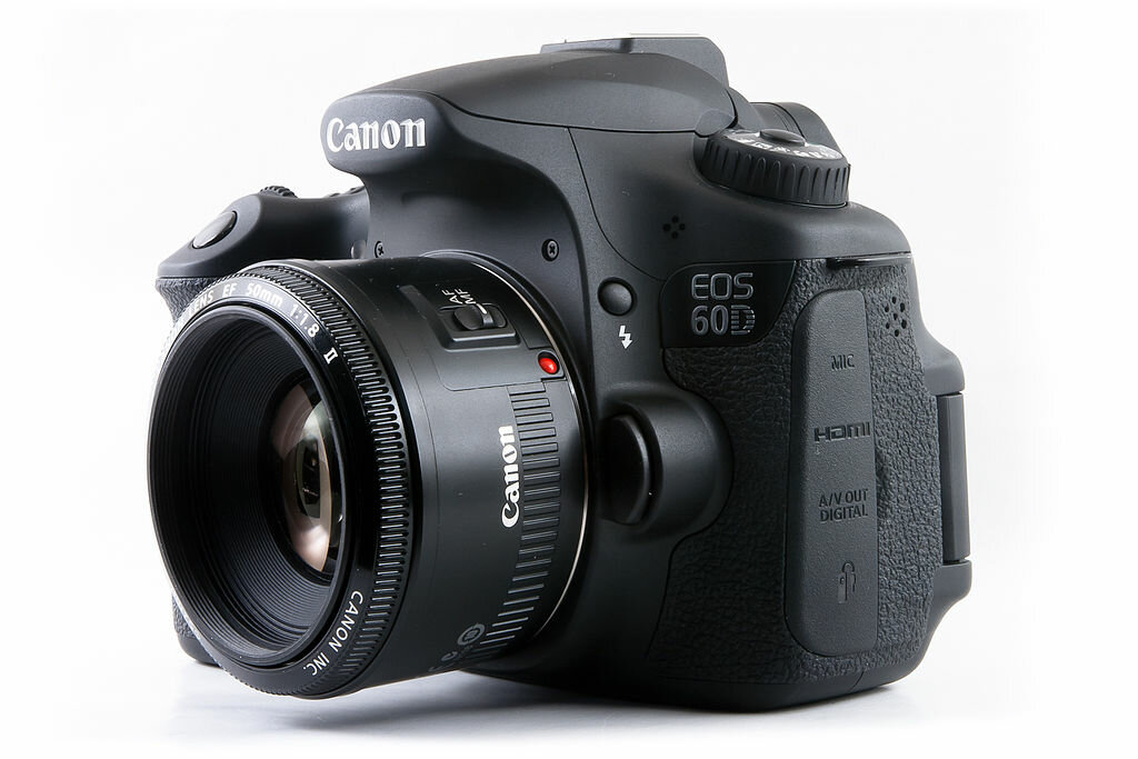 Фотоаппарат canon 60d kit 50mm 1.8 II
