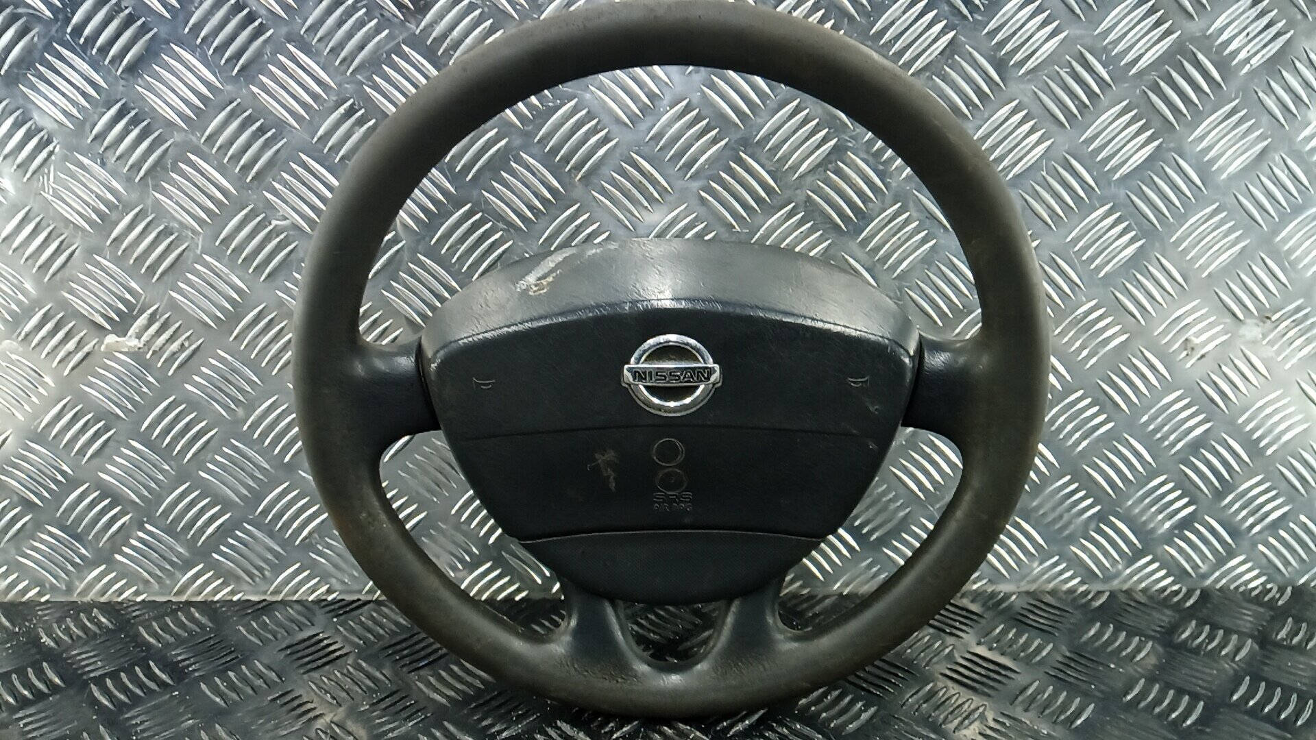 Руль NISSAN PRIMASTAR X83