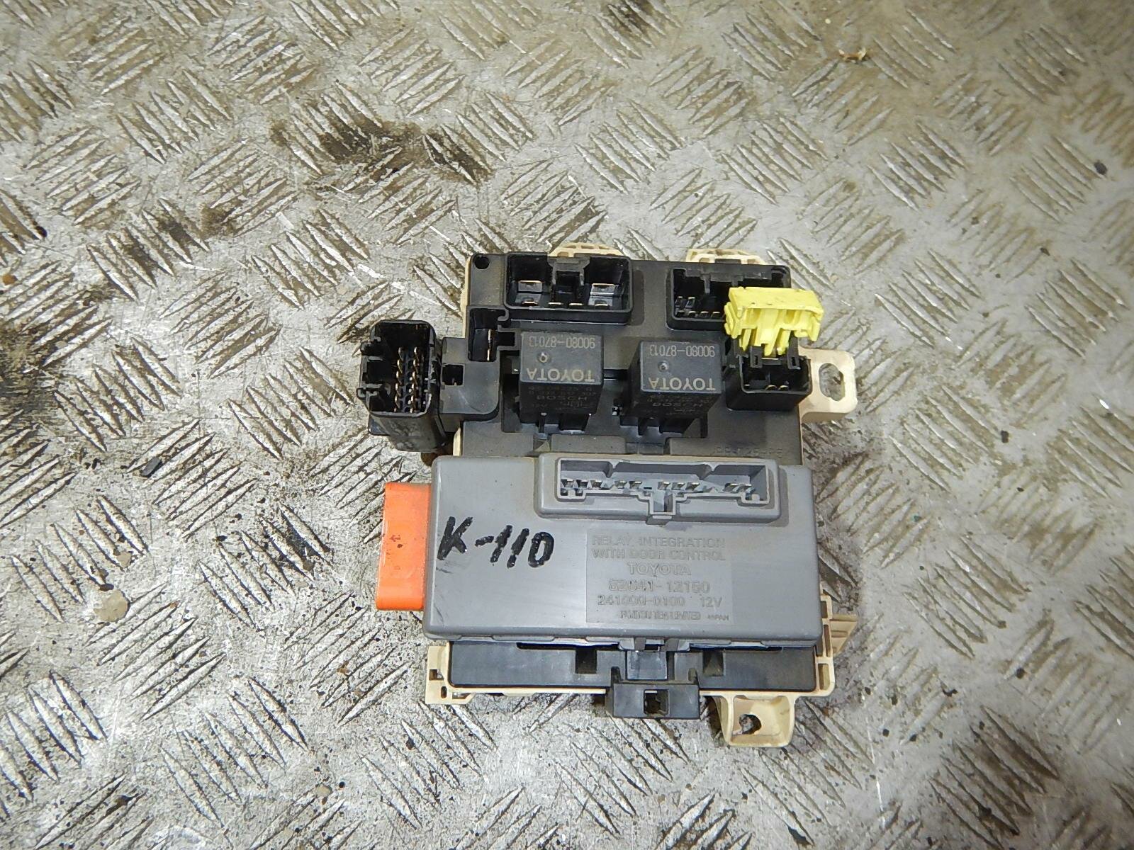 Б/У Блок предохранителей, Toyota (Тойота)-COROLLA 110 (95-02) TOYOTA COROLLA 110 (95-02) салонный 3ZZ 1.6л (110л.с) Е110 ...