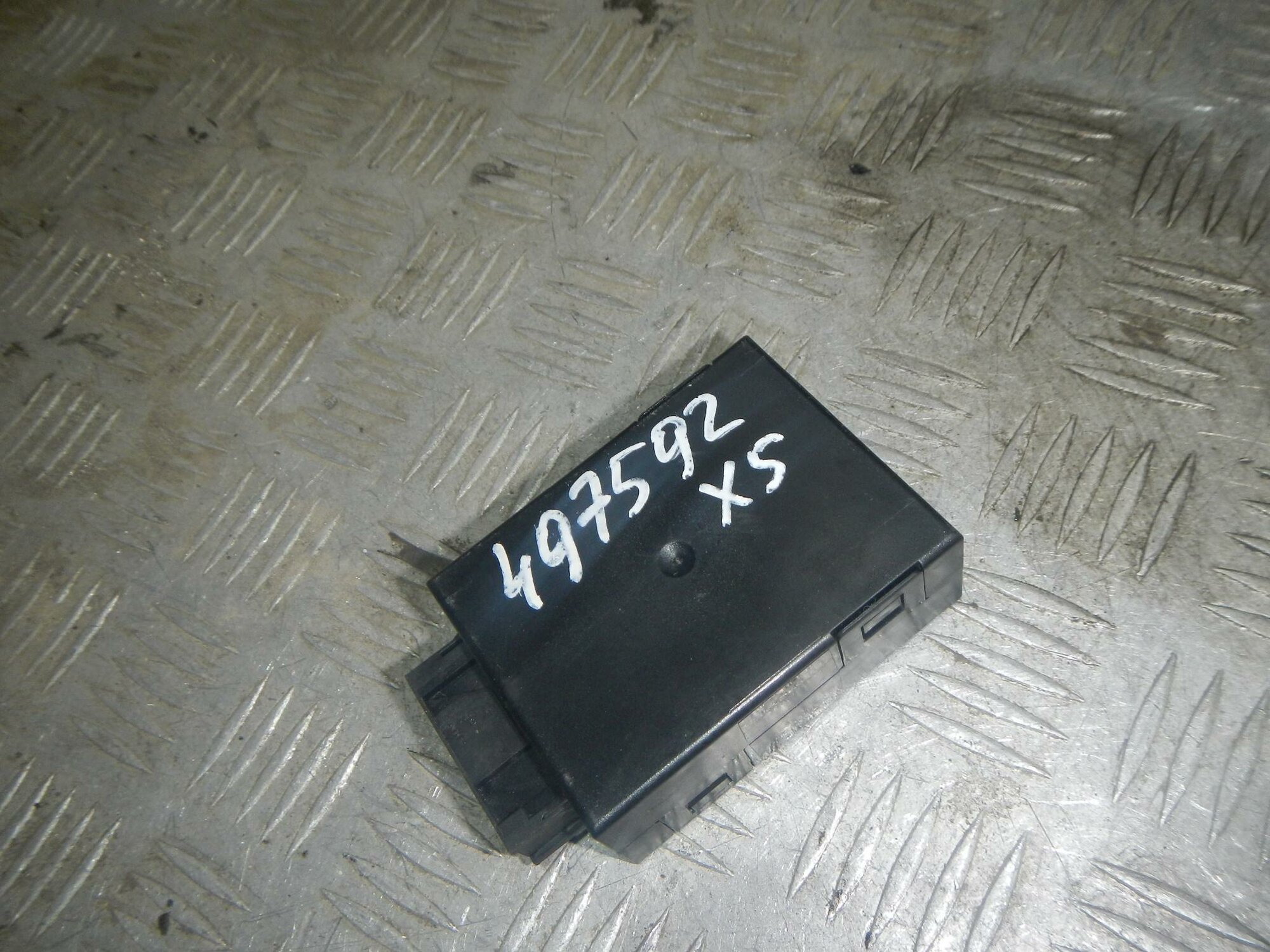 Б/У Блок электронный, BMW (БМВ)-X5 (E53) (99-06) BMW X5 (E53) (99-06) управления пневмоподвеской Без видимых повреждений....