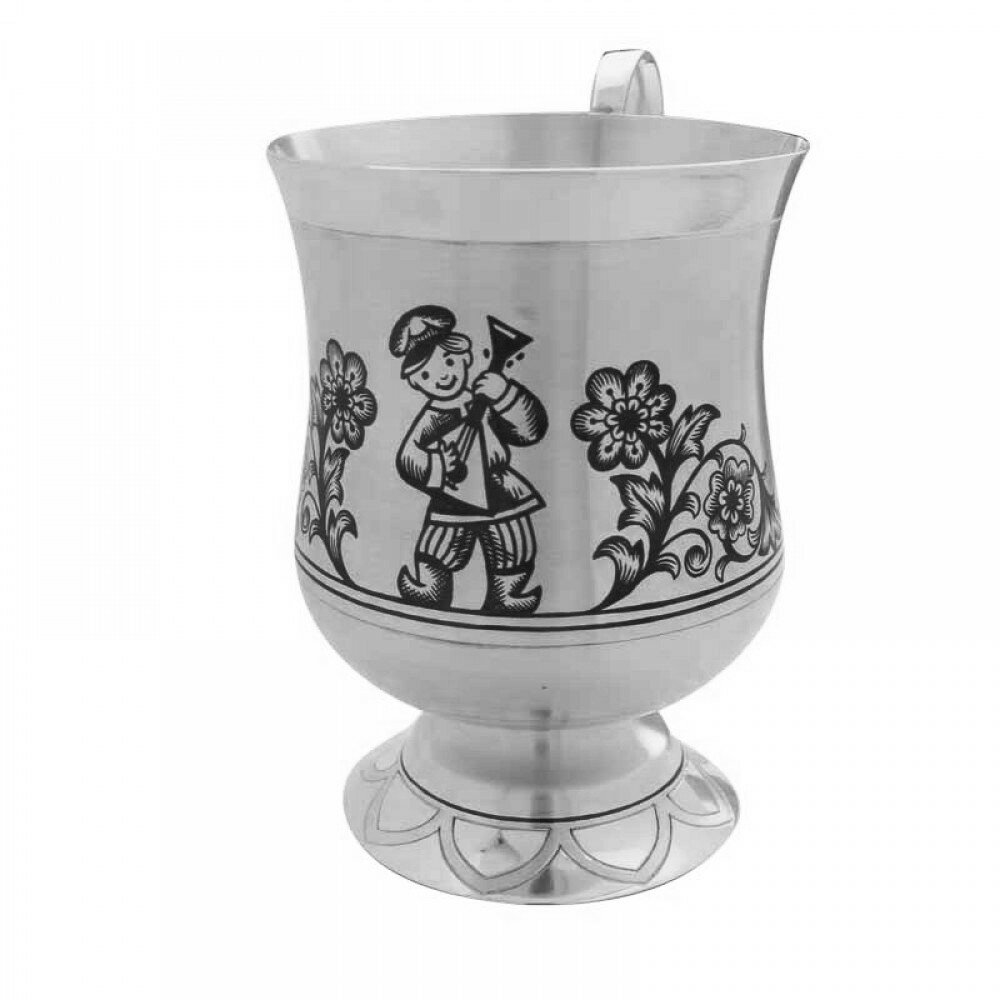 Серебряная чашка детская Балалаечник