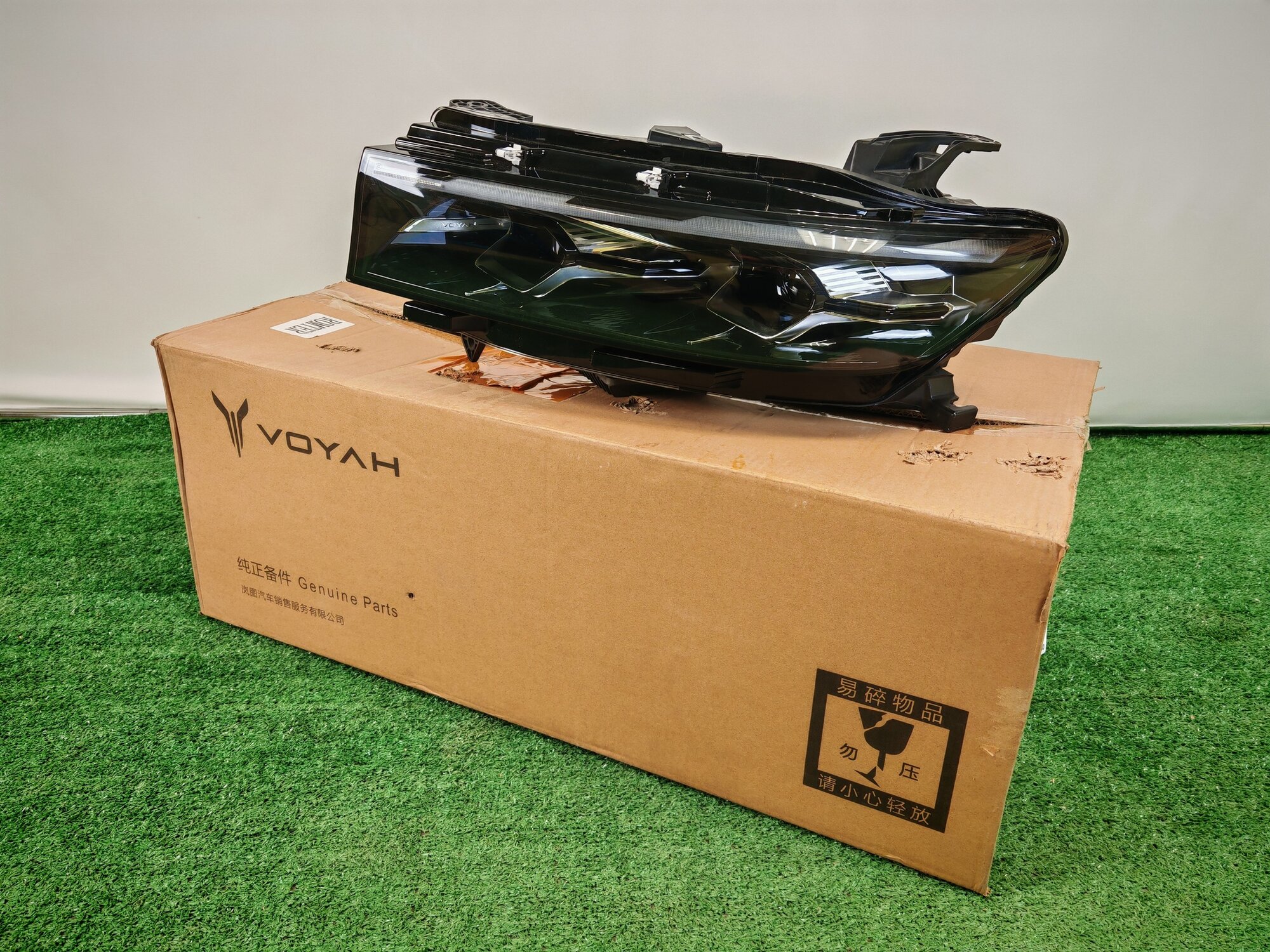 Voyah Фара левая Voyah Free рестайлинг 371101030