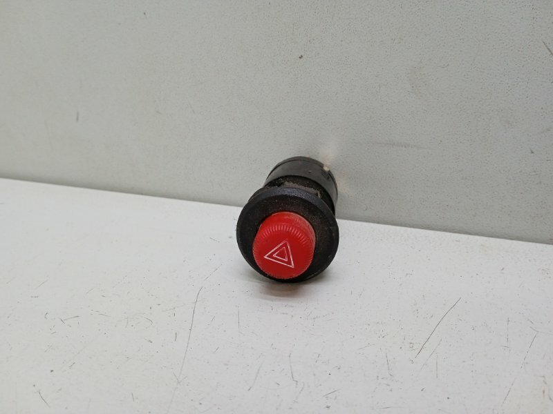 Б/У ВАЗ 2107 Кнопка аварийной сигнализации Лада 2107 2008 21074 161277 LADA арт. 2453710