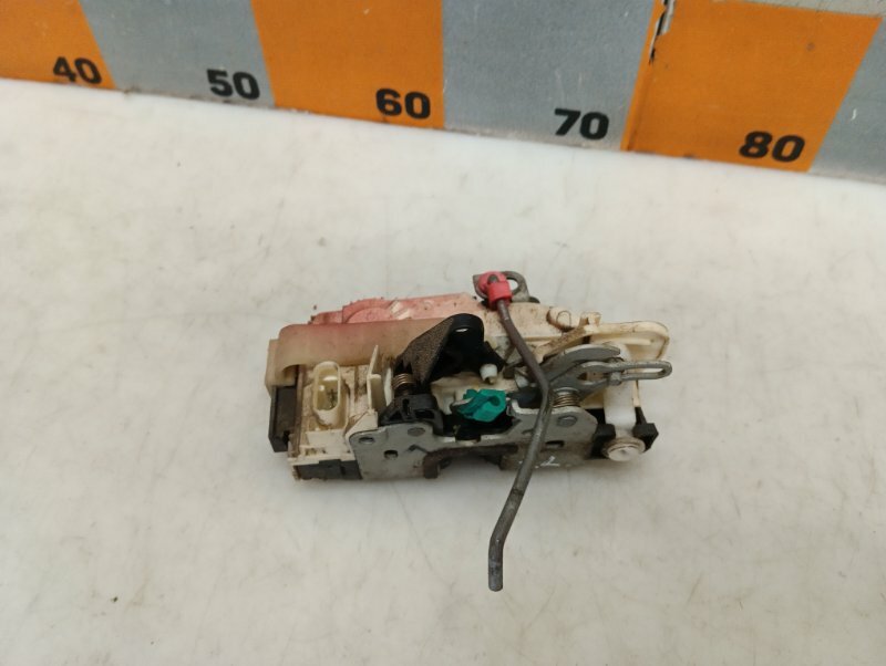 Б/У 4 контакта, Додж Калибер 1 Замок двери задней левой Dodge Caliber 2010 PM 294277 CHRYSLER арт. 4589651AD