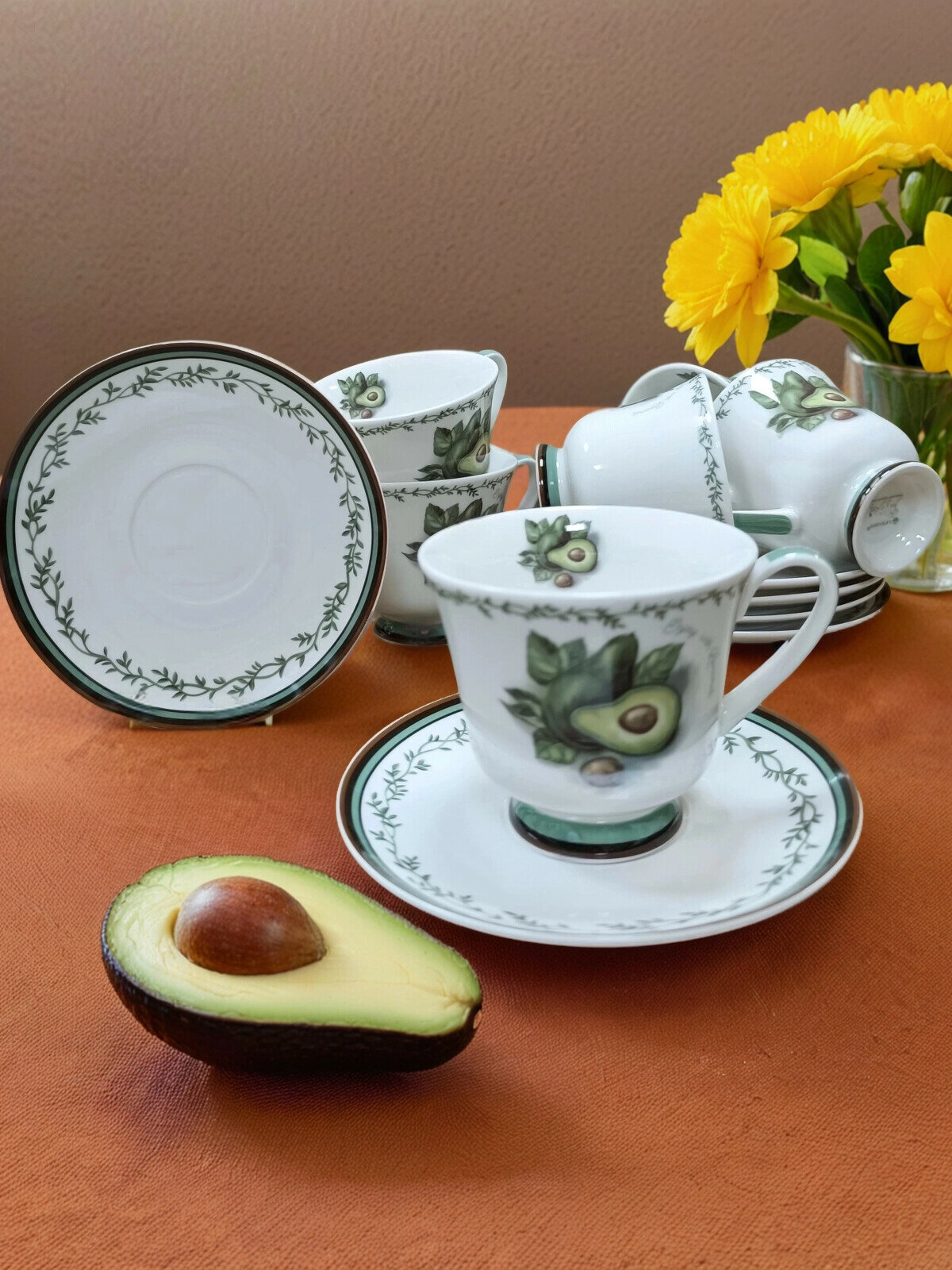 Чайный сервиз "Авокадо" с кружкой 250 мл на 6 персон