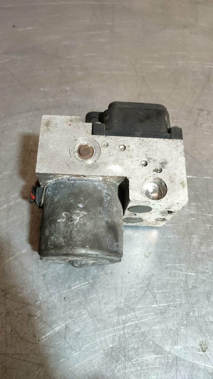 Блок ABS Volkswagen Passat B5 (1996 - 2001) 265202401