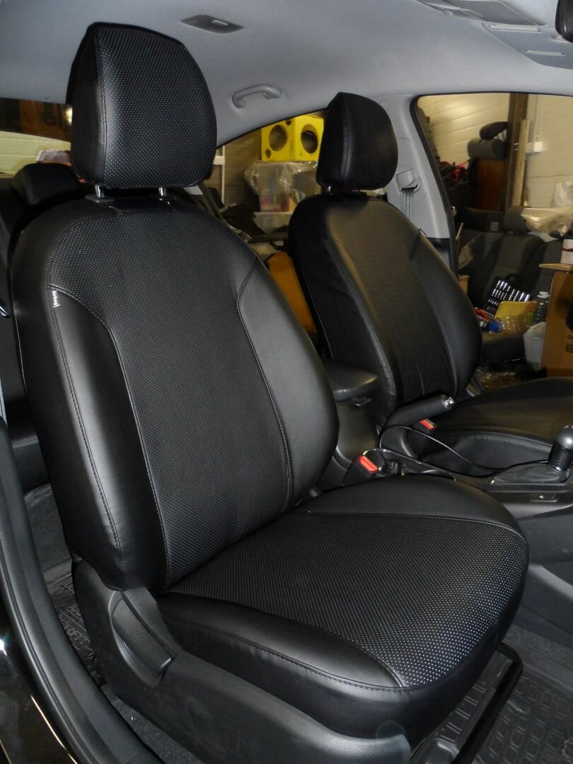 Чехлы из экокожи для сидений на Лада Ларгус 5 мест 2012-2021 г. в. спинка 2/3