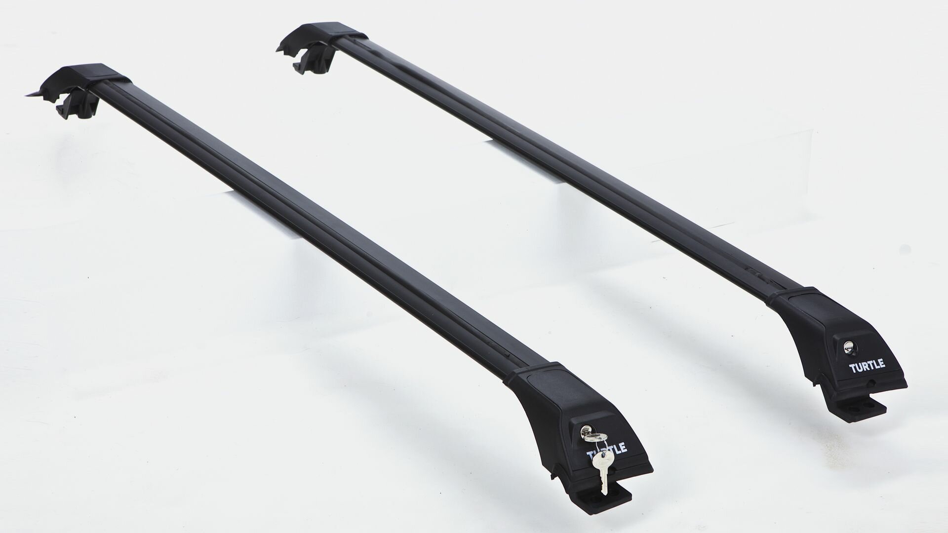 Багажник на крышу Tourmaline V1 Black для Ssang Yong Kyron (Ссанг Йонг Кайрон) 2005-2014, на рейлинги, черный, с замками, аэродинамический.