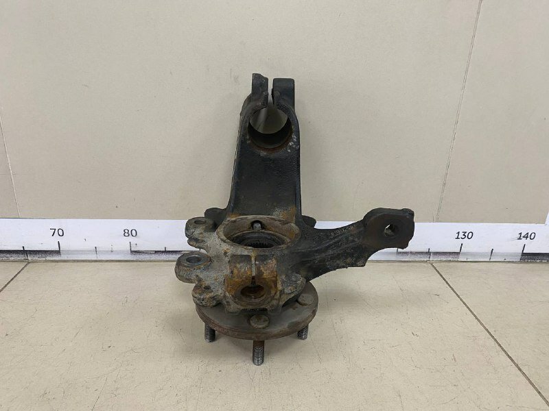 Кулак поворотный передний правый Ford Focus 3 2011 кат.номер: 1702855 AV613K170