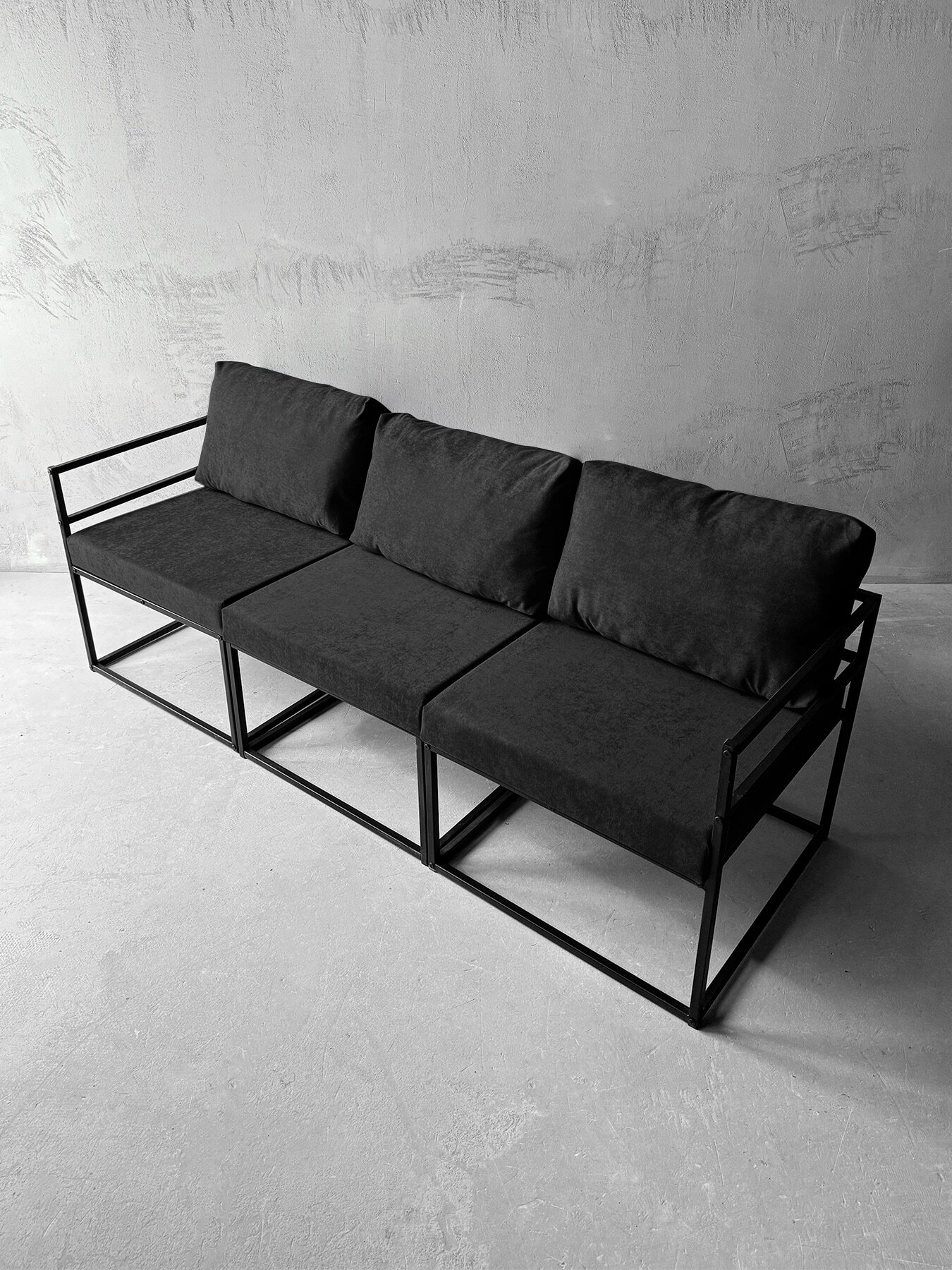 Диван мягкий удобный для отдыха, уличный, на балкон, веранду, лофт, минимализм, "Композит" черный велюр 3 секции